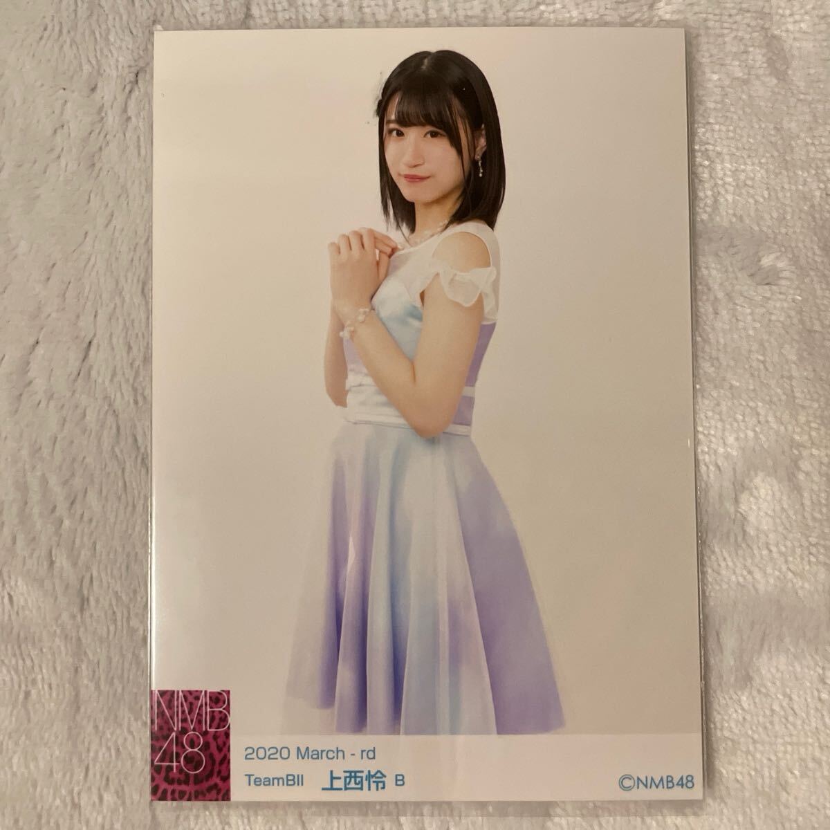 Yahoo!オークション - NMB48 上西怜 月別ランダム生写真 2020.03 B