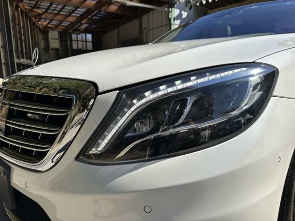 Yahoo!オークション - Sクラス S63 4マチックロング 白内装/ブルメスタ...