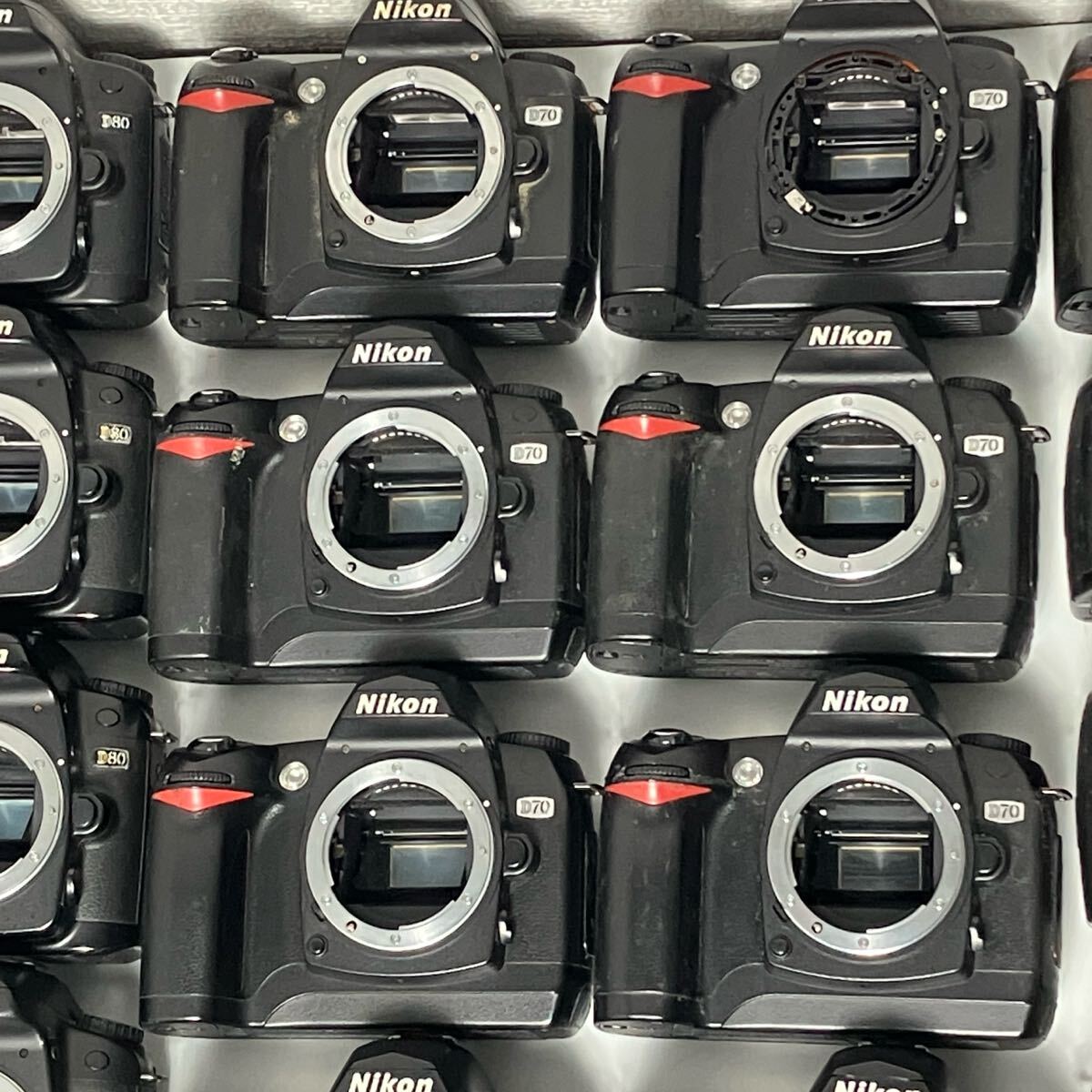 Yahoo!オークション - 訳あり大特価 Nikon ニコン D300s/ D100 x3/ D9...