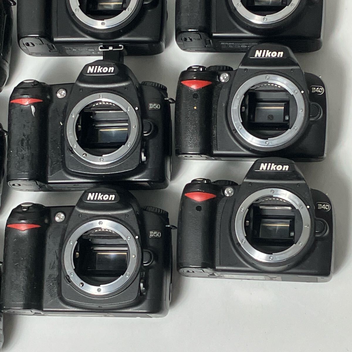 Yahoo!オークション - 訳あり大特価 Nikon ニコン D300s/ D100 x3/ D9...