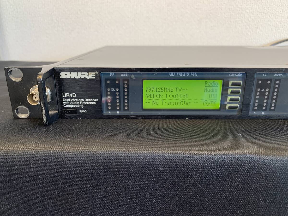 Yahoo!オークション - SHURE UR4D ワイヤレス受信機 ②