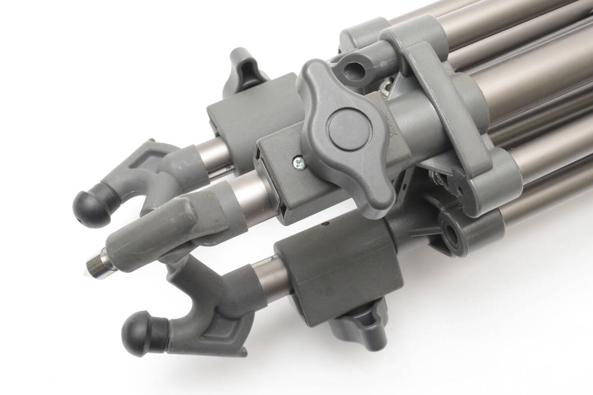 Yahoo!オークション - Libec リーベック 三脚 T68 ＋ 雲台 H50DV