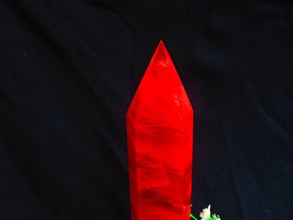 Yahoo!オークション - 超綺麗K9赤水晶六角柱 超巨大2.3kg高370mm...