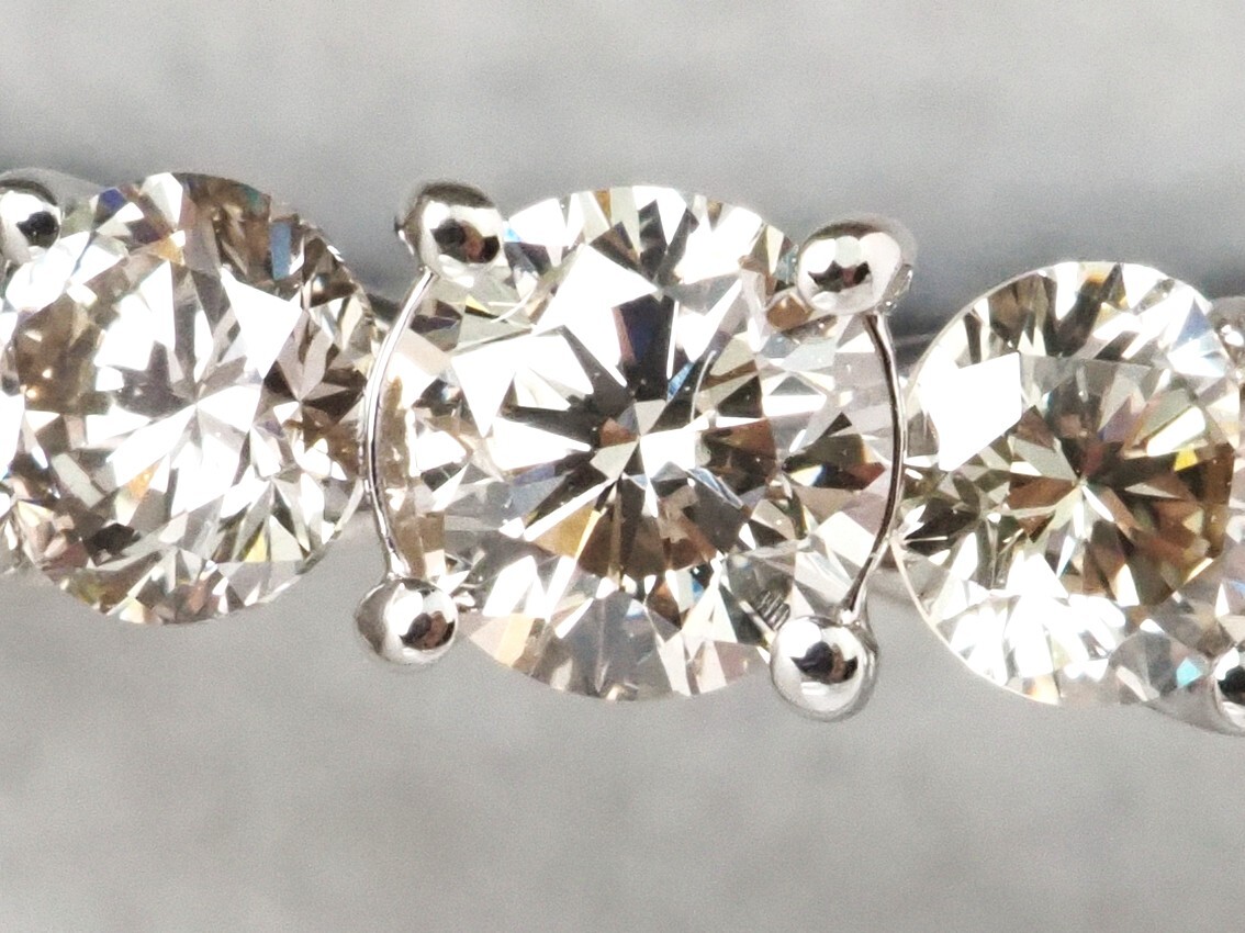 Yahoo!オークション - 【6504A】K18WG 天然ダイヤモンド 5P/1.00ct/1.5...