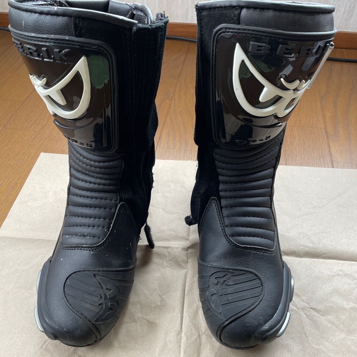Yahoo!オークション - BERIK レーシングブーツ26.5