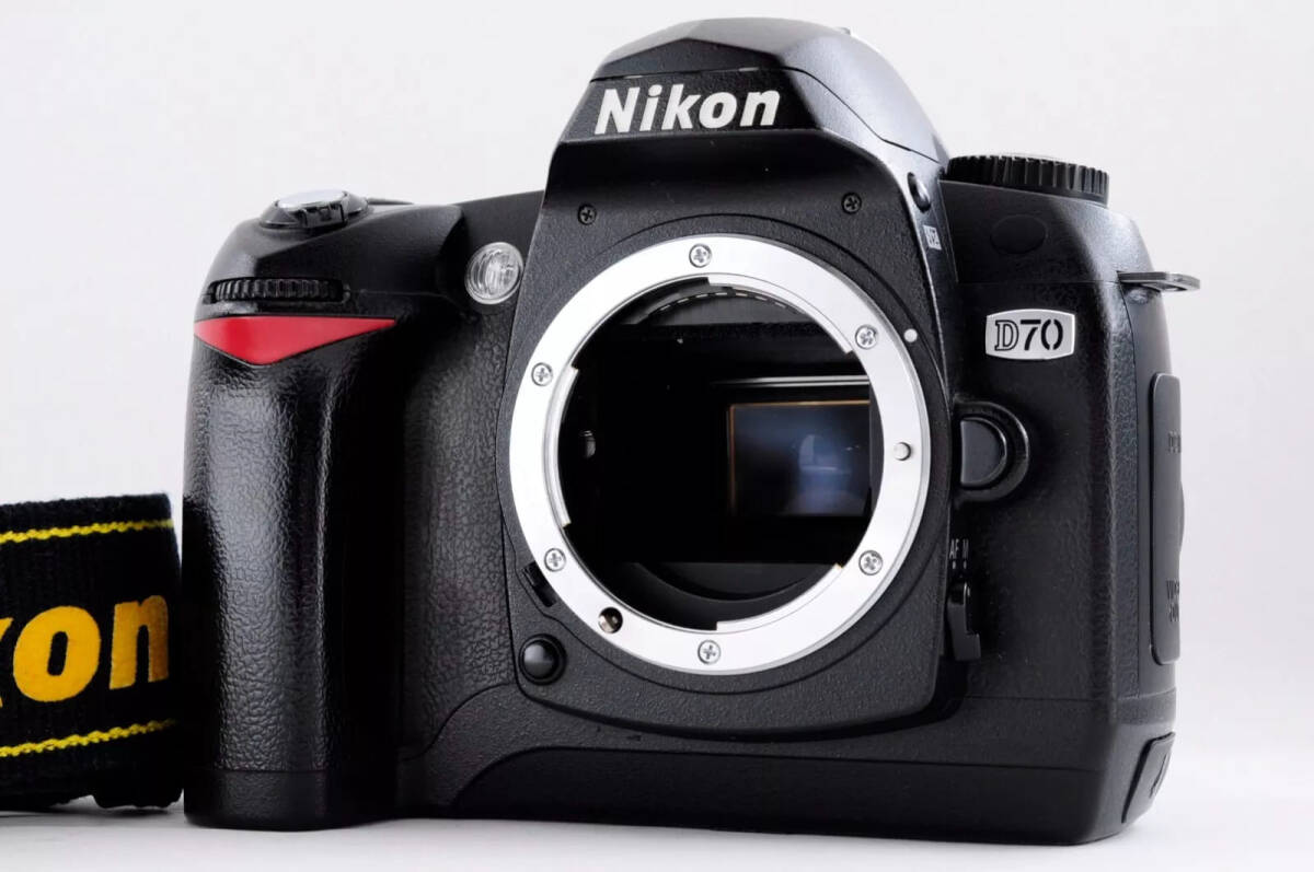 Yahoo!オークション - 美品 Nikon D70 6.1MP Digital SLR Camera Body#...