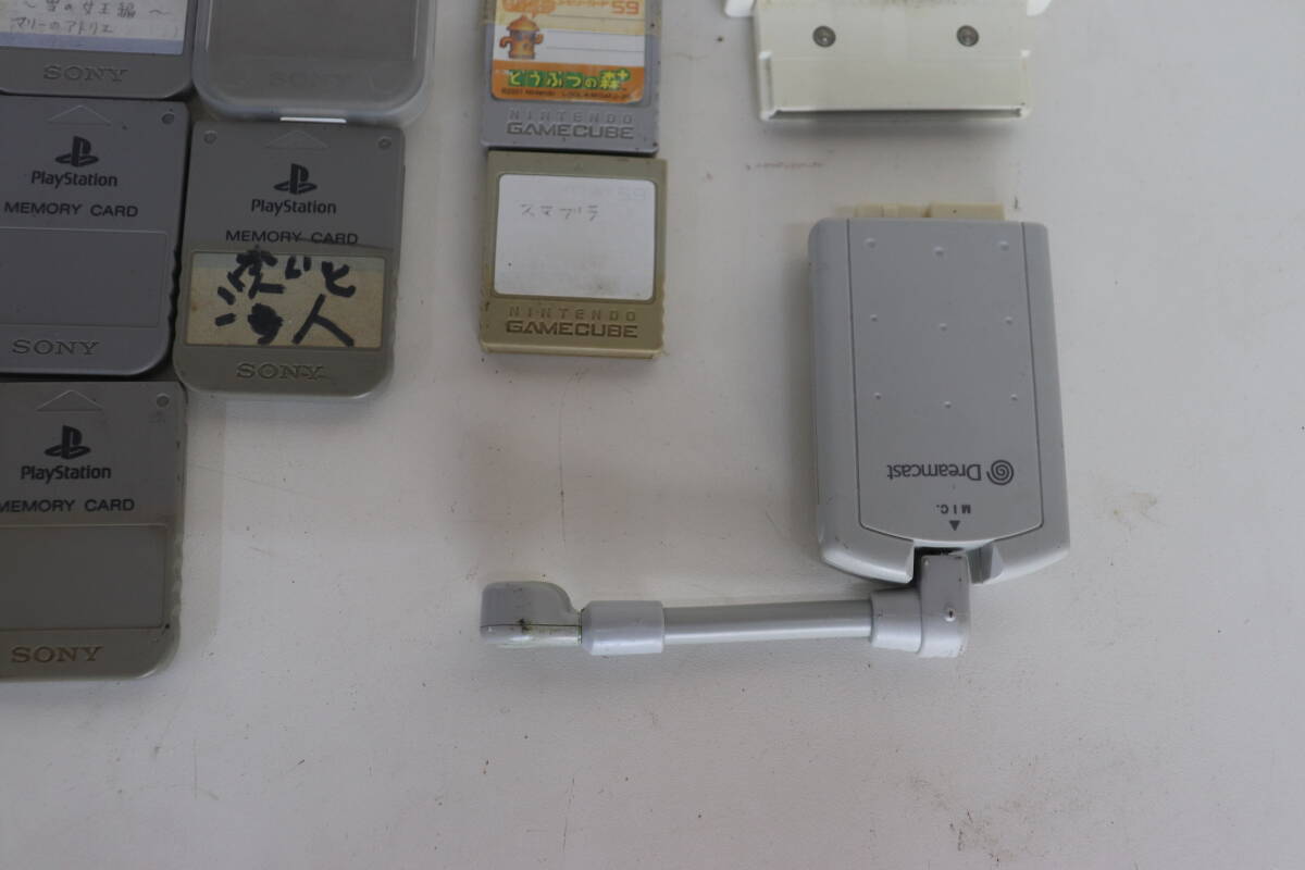 Yahoo!オークション - A83 08 SONY/任天堂/SEGA ゲームソフト/メモリ...