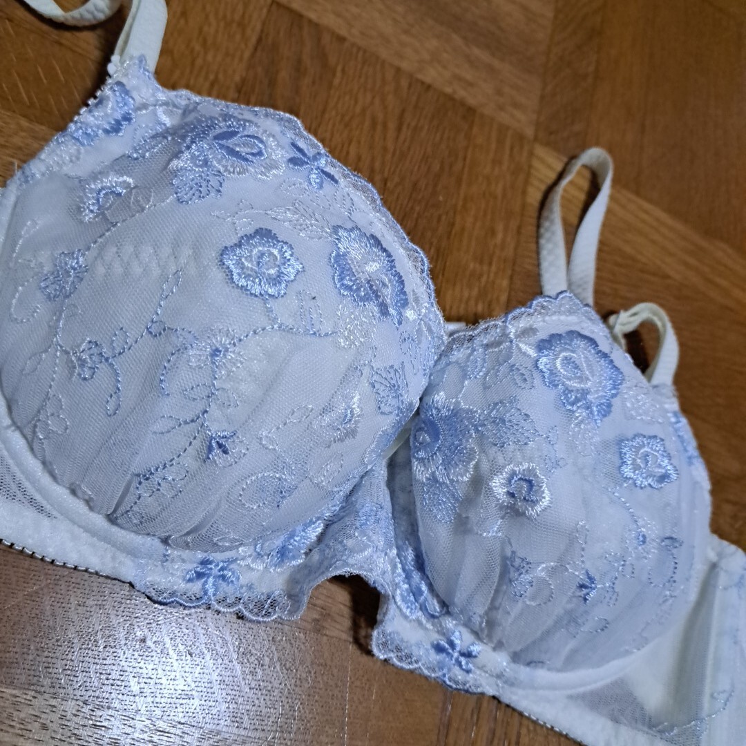 Yahoo!オークション - B80 ブラジャー 整理