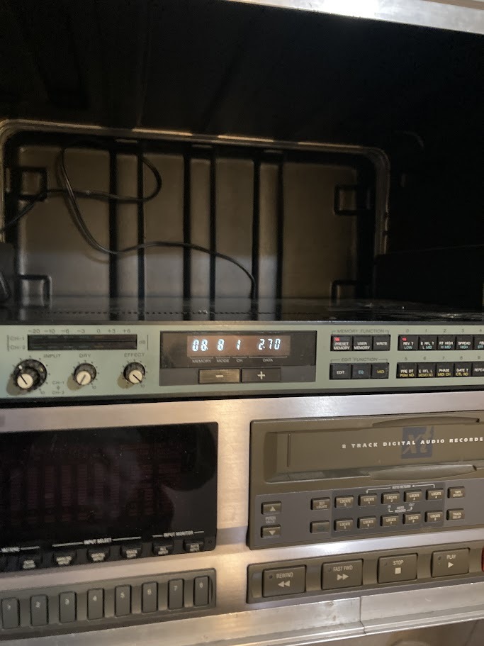 Yahoo!オークション - SKB 8uラックケース ALESIS アレシス ADAT XT so...