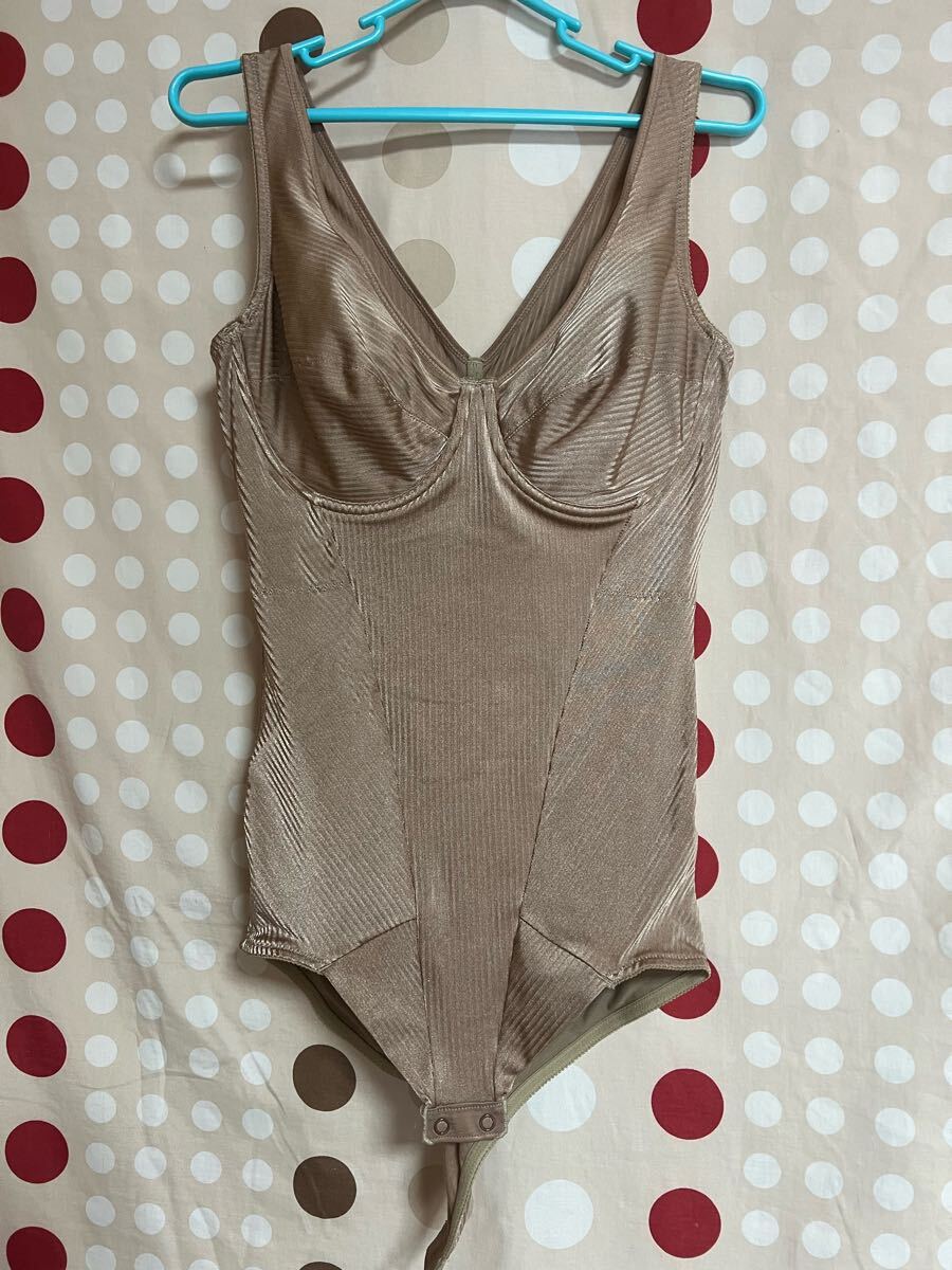 Yahoo!オークション - ボディスーツ C90