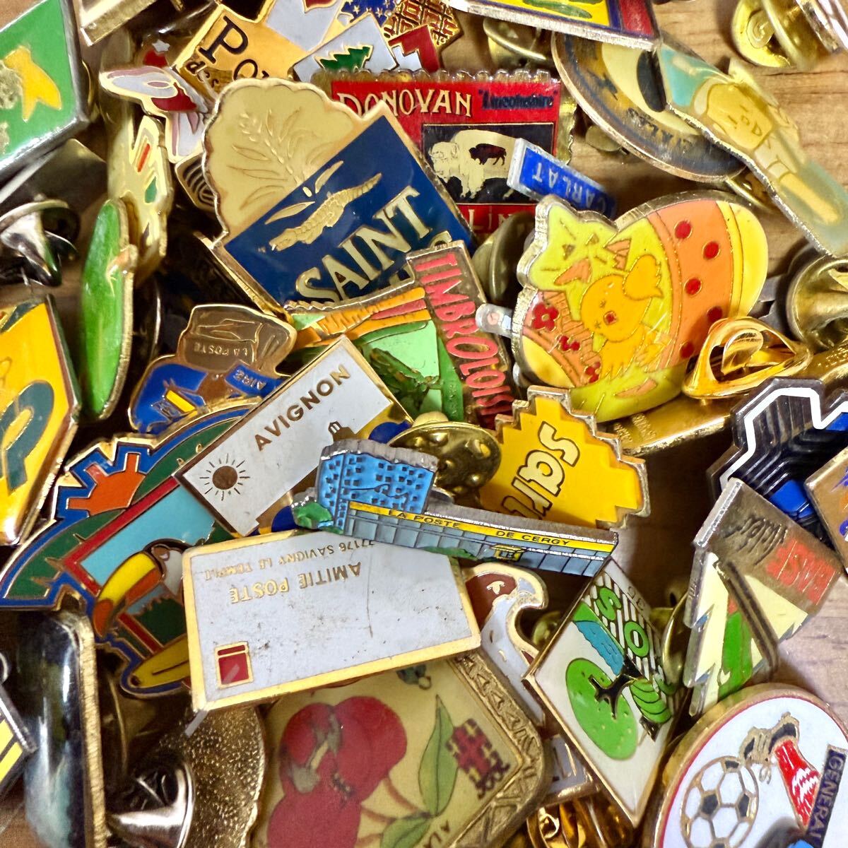 Yahoo!オークション - N198 50個 フランス ピンバッジ フランス雑貨 ヴ...