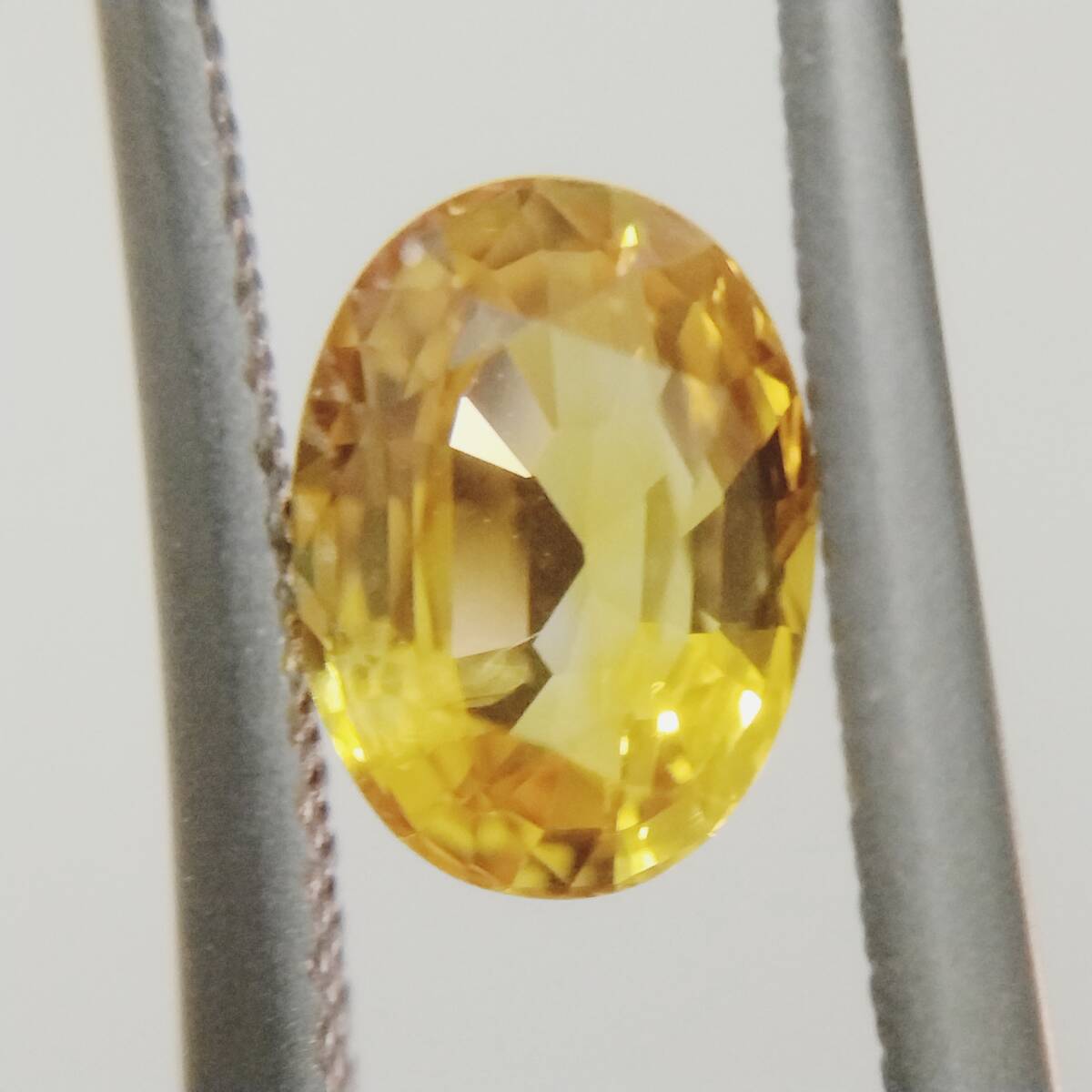 イエローサファイヤ 約1.65ct(サファイア)｜売買されたオークション情報、yahooの商品情報をアーカイブ公開 - オークファン（aucfan.com）