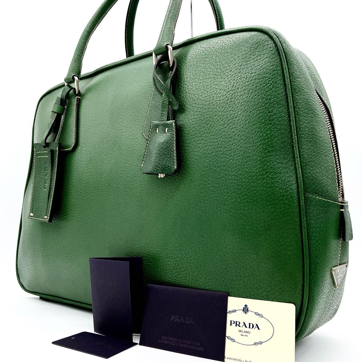 ギャランティ付 PRADA プラダ ビジネスバッグ ブリーフケース 通勤鞄 三角ロゴプレート A4可能 オールレザー 本革 グリーン 緑色(ブリーフケース、書類かばん)｜売買されたオークション ...