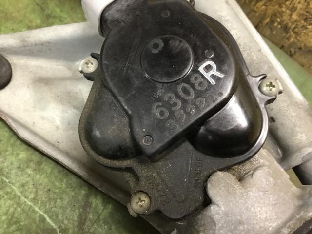 Yahoo!オークション - 【個人宅発送可】インプレッサ LA-GG3 Fワイパー...