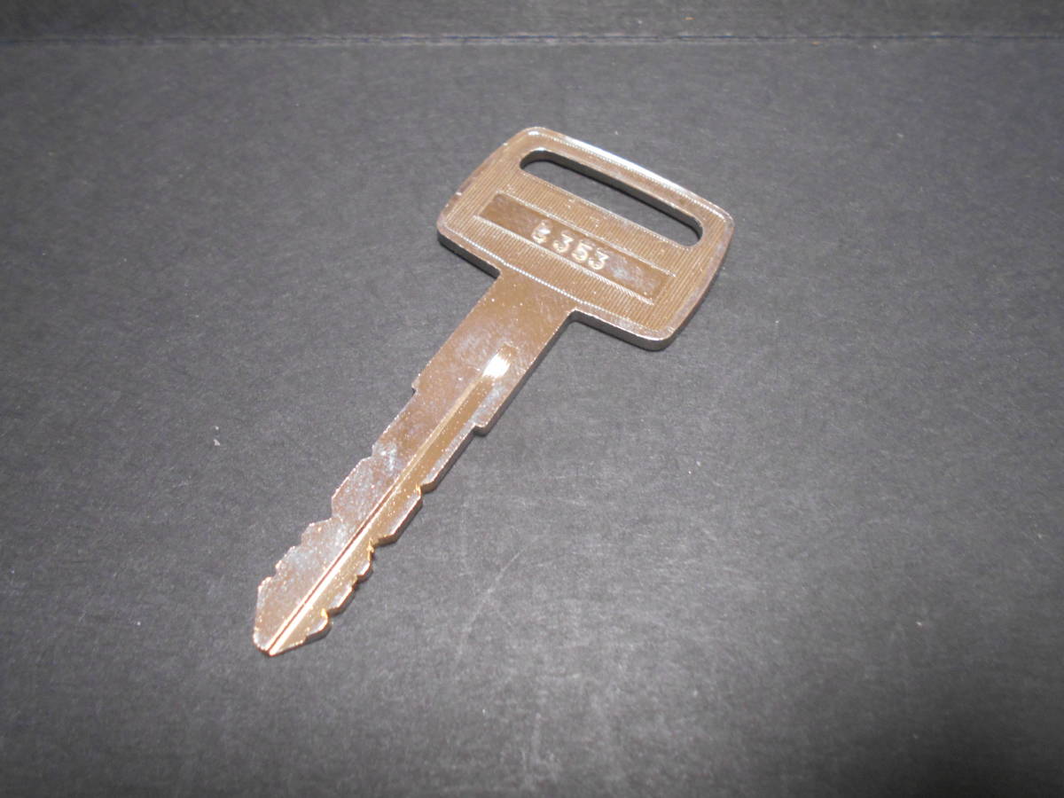 Yahoo!オークション - コピーキー コマツ B353 タイヤショベル WA50-3 ...