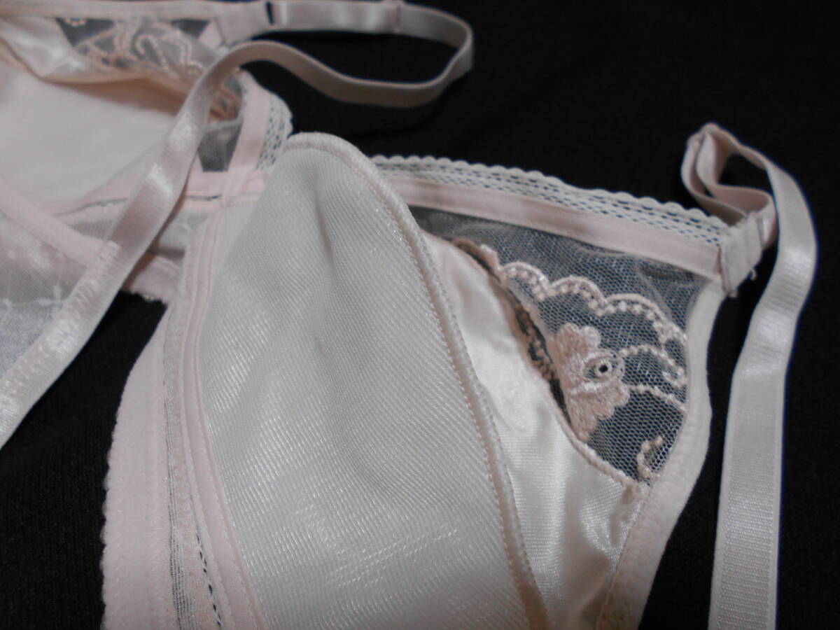 Yahoo!オークション - 新品レトロ ブラジャーワコールwacoalピンク 70...