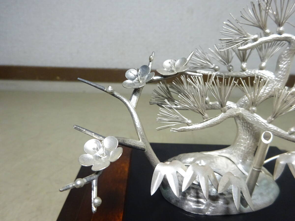 Yahoo!オークション - 京都8 純銀製 松竹梅 ガラスケース付 箱付 重量 ...