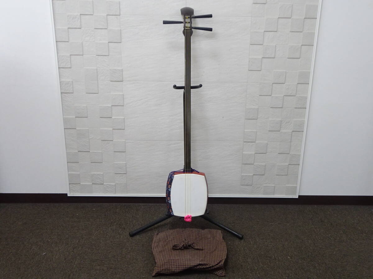 京都18 三味線 稽古用 練習用 太鼓 破れ無 高さ 約98cm 横幅 約20cm 現状品 布付 日本伝統 弦楽器 検 津軽三味線 義太夫三味線(本体)｜売買されたオークション情報、yahoo ...
