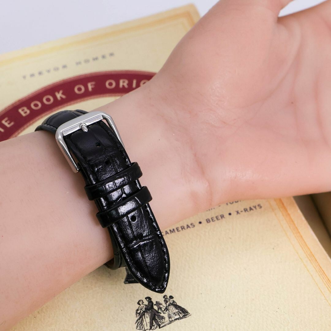 稼働 RADO DIASTAR 腕時計 雪目文字盤 ラウンド 新品レザー 999 稼働 RADO DIASTAR 腕時計 雪目文字盤 ラウンド 新品レザー 999