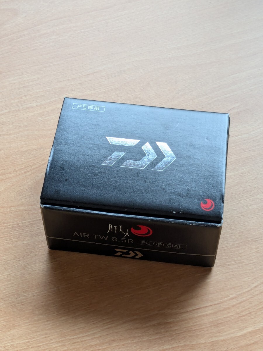 Yahoo!オークション - DAIWA 月下美人AIR TW 8.5R ベイトリール中古美...