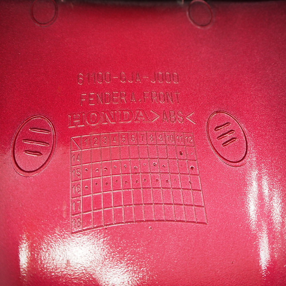 Yahoo!オークション - タクト50 AF75 AF79 純正フロントフェンダー. フ...