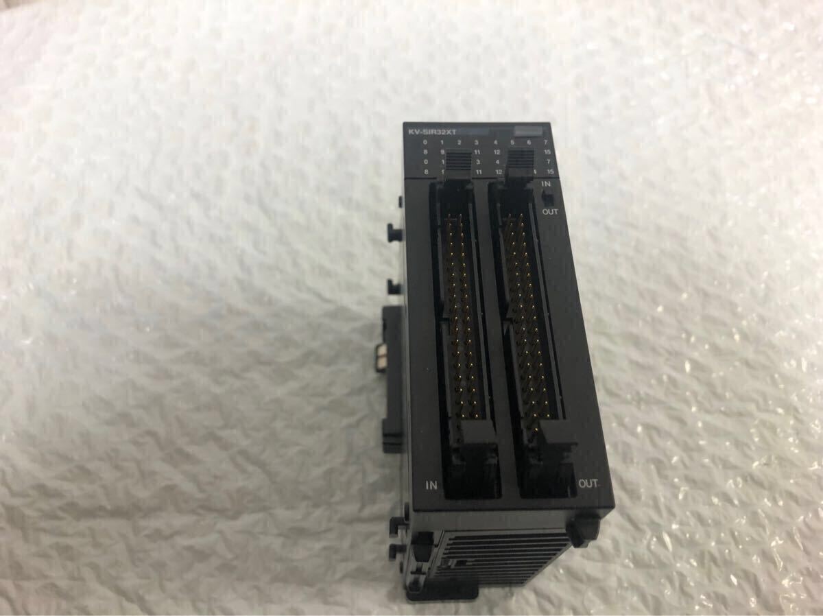 Yahoo!オークション - 中古美品KEYENCEキーエンス KV-SIR32XT 正規品動...