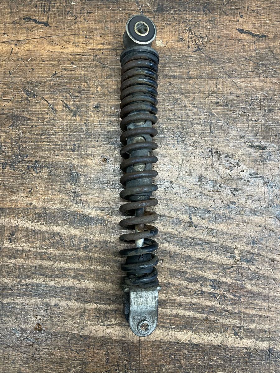 Yahoo!オークション - 【27Y】 AF27 スーパーDio 純正 リアショック ス...