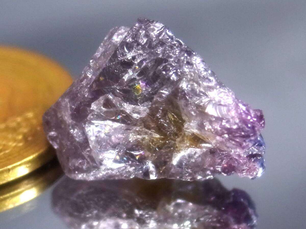 Yahoo!オークション - 12.84ct 新品・希少なタンザニア産の天然パープ...