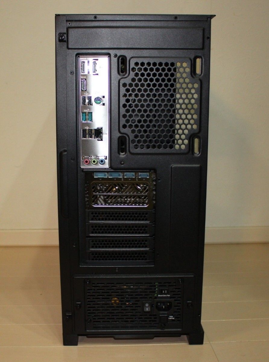 ゲーミングPC Ryzen 7 9800X3D/RTX5070/M 2 SSD 500GB/メモリ ゲーミングPC Ryzen 7 9800X3D/RTX5070/M 2 SSD 500GB/メモリ