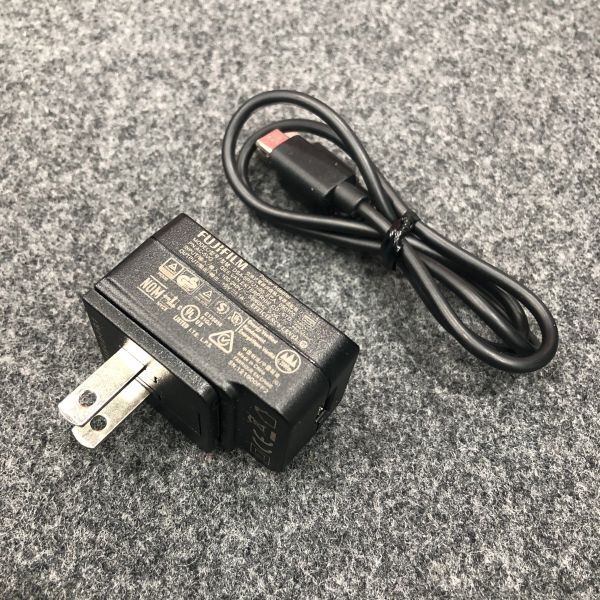 Yahoo!オークション - B015【新品未使用】FUJIFILM 富士フイルム カメ...