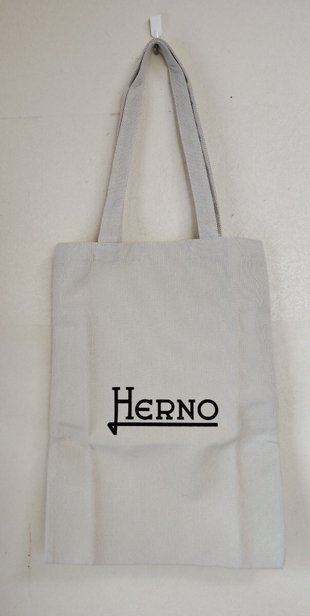 Yahoo!オークション - Oggi2025年1月号付録 HERNO×Oggi 働く私のサブ...