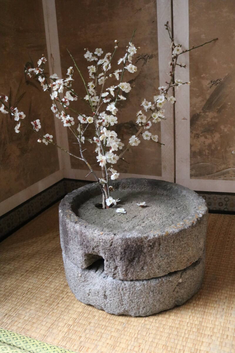 Yahoo!オークション - 【伊董】c80.アンティーク レトロ 古い石石臼ひ...