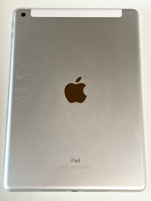 1円~ Apple au SIMフリー iPad (第6世代) シルバー 128GB 1円~ Apple au SIMフリー iPad (第6世代) シルバー 128GB