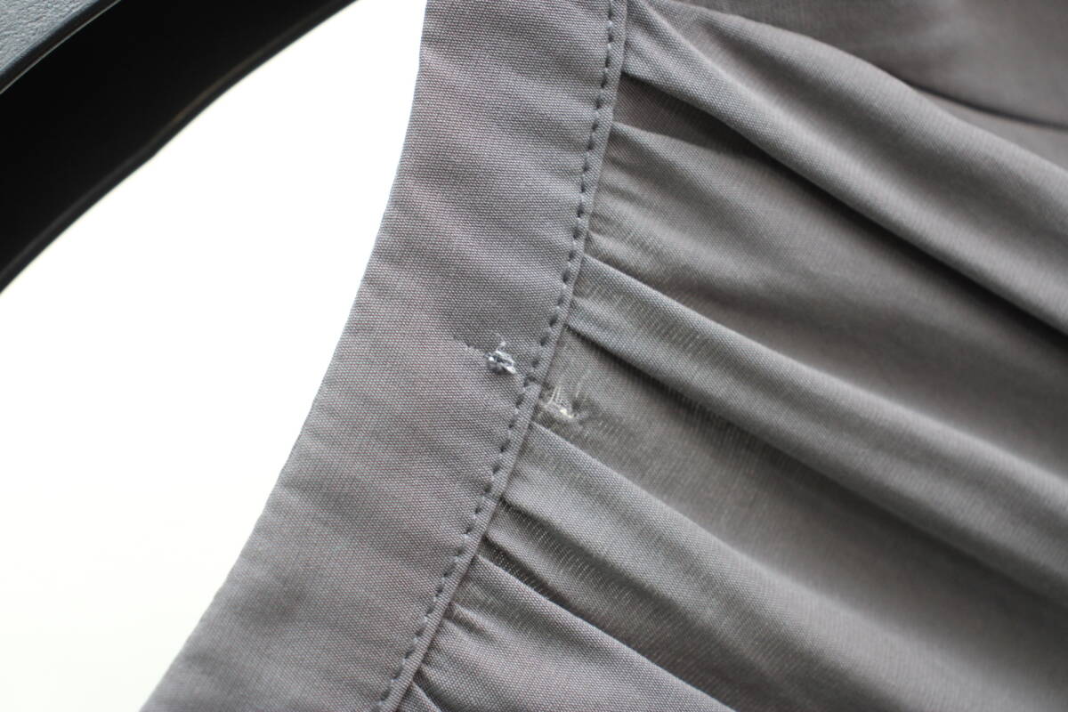 Yahoo!オークション - 3-1360 新品タグ付き 【難あり】キーネックワン...