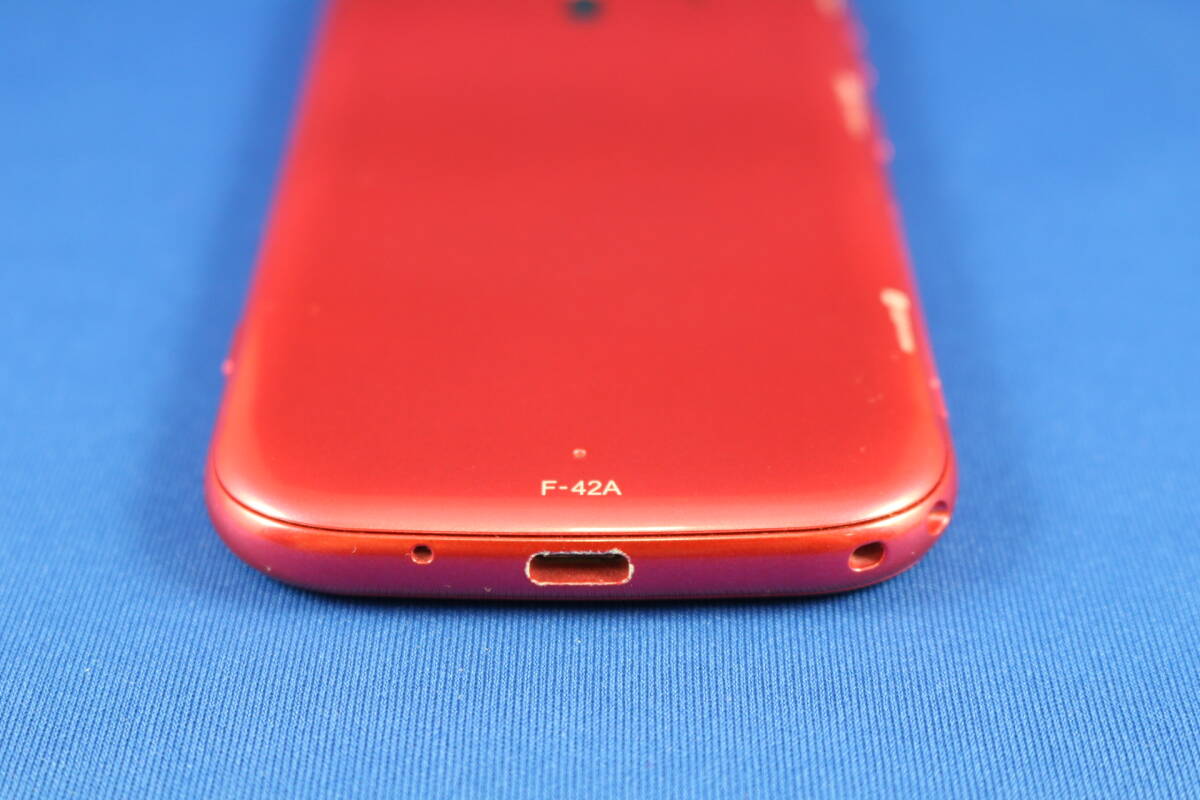 Yahoo!オークション - スマホ F42-A docomo らくらくホン スマートフォ...