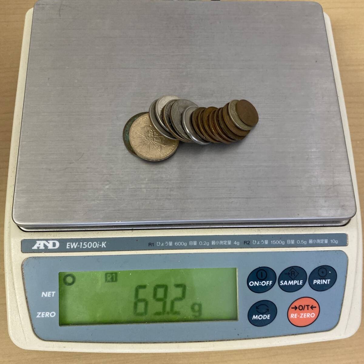 Yahoo!オークション - 【T0325】海外 古銭 ゲームコイン まとめ 約69.2...