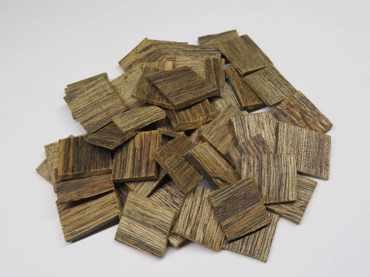 Yahoo!オークション - 香老舖 玉初堂謹製 沈香 角割 約12.40g お香/聞...