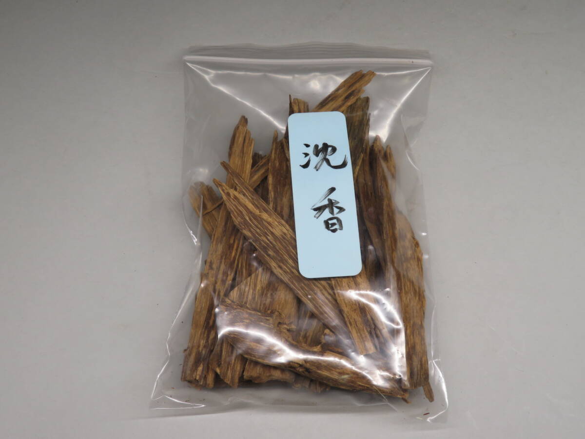 Yahoo!オークション - 香木 沈香 まとめ売り 約61.91g 蔵出し 聞香用/...