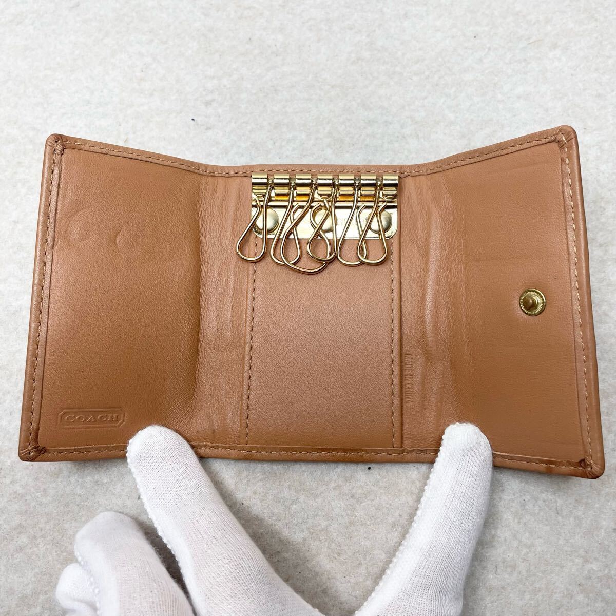 Yahoo!オークション - （a724） COACH コーチ 5連 キーケース シグネチ...