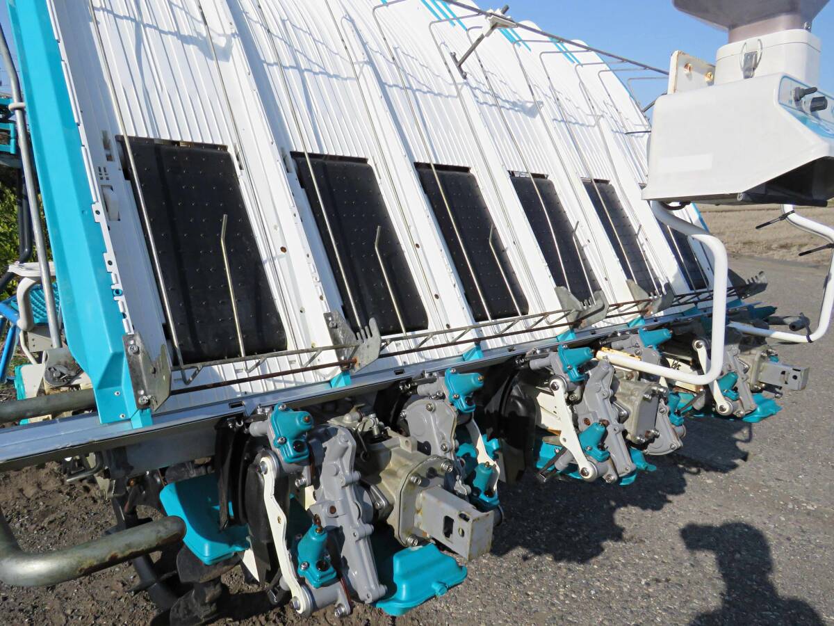 0410〈新潟〉クボタ 6条 田植機 EP65 F 15馬力 388時間 施肥機 0410〈新潟〉クボタ 6条 田植機 EP65 F 15馬力 388時間 施肥機