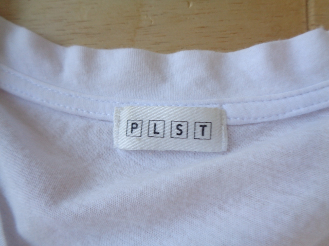 Yahoo!オークション - PLST コットン100% V開き 半袖カットソー 白 2 ...