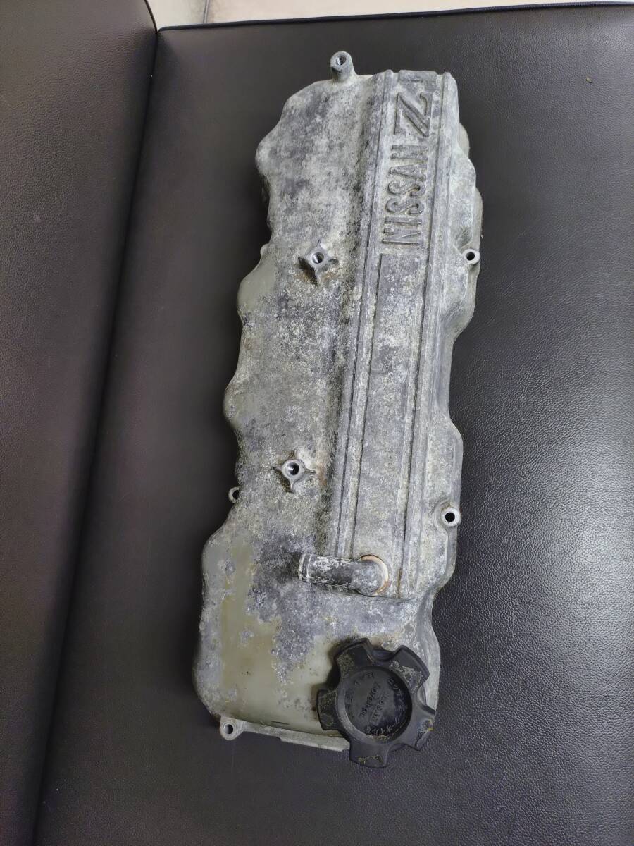 Yahoo!オークション - z18タペットカバー カムカバー 811 910ブルーバ...