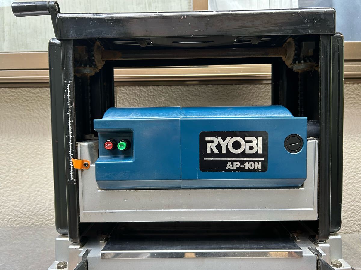 Yahoo!オークション - リョービ RYOBI 100V AP-10N 自動カンナ 電動工...