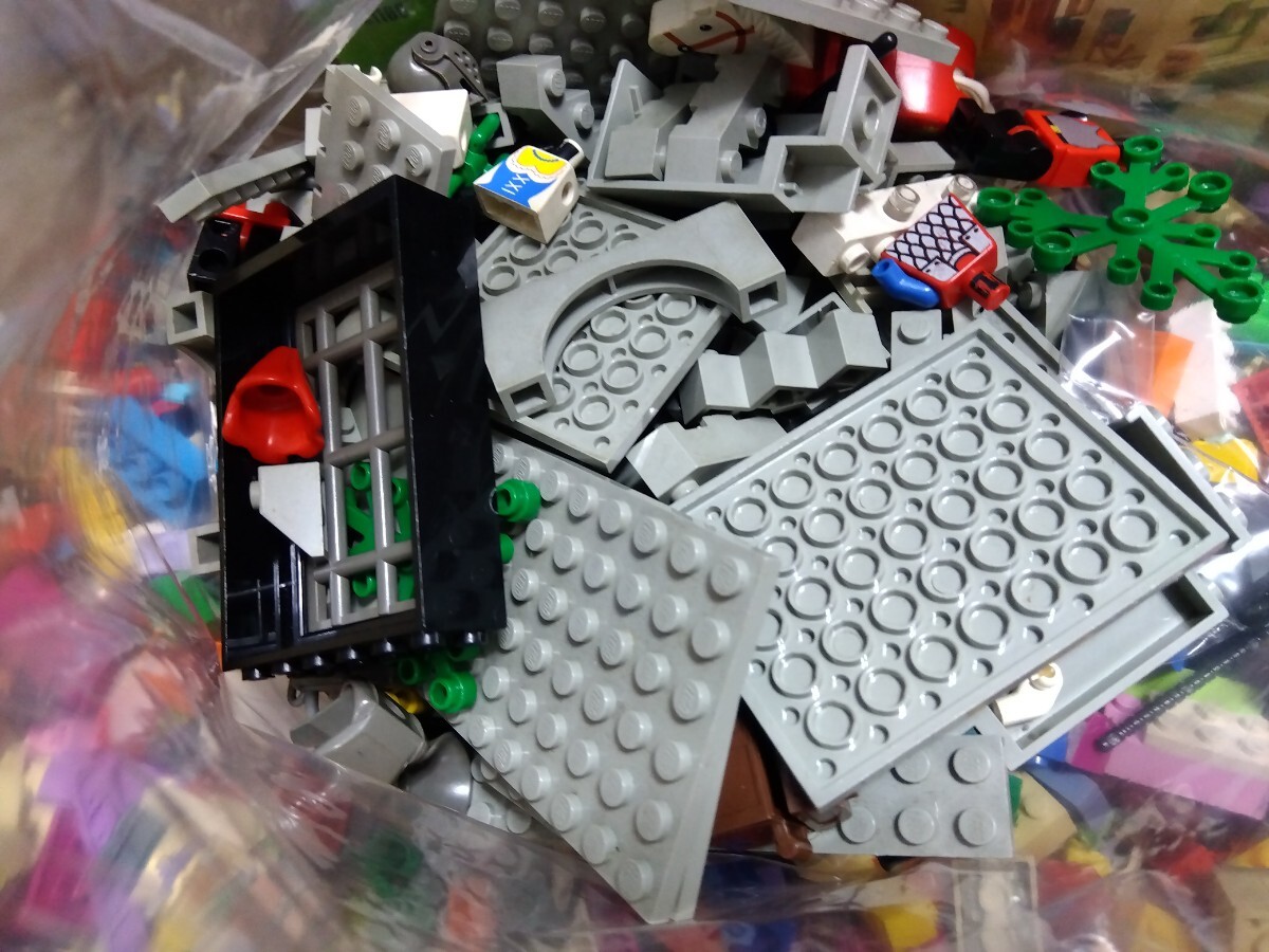 Yahoo!オークション - レゴ LEGO ミニフィグ パーツ 大量 4.5kg まとめ...