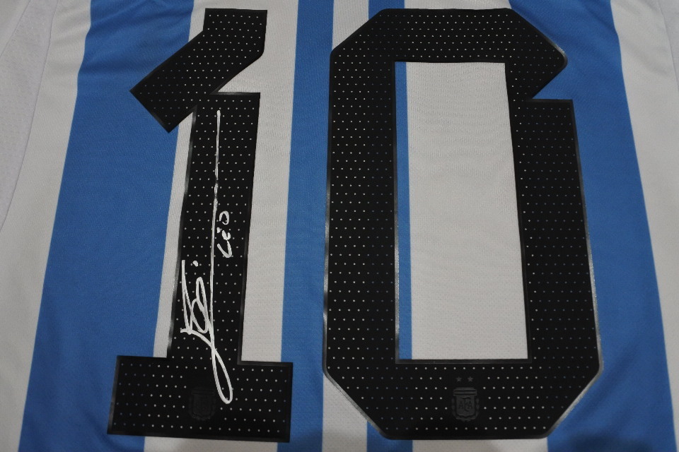 ICONS リオネル メッシ 直筆サイン ユニフォーム 2022 W杯 優勝 ICONS リオネル メッシ 直筆サイン ユニフォーム 2022 W杯 優勝