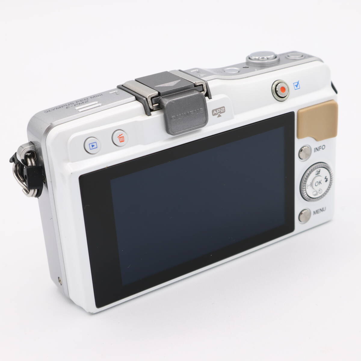 Yahoo!オークション - OLYMPUS ミラーレス一眼 PEN mini E-PM2 ボディ ...