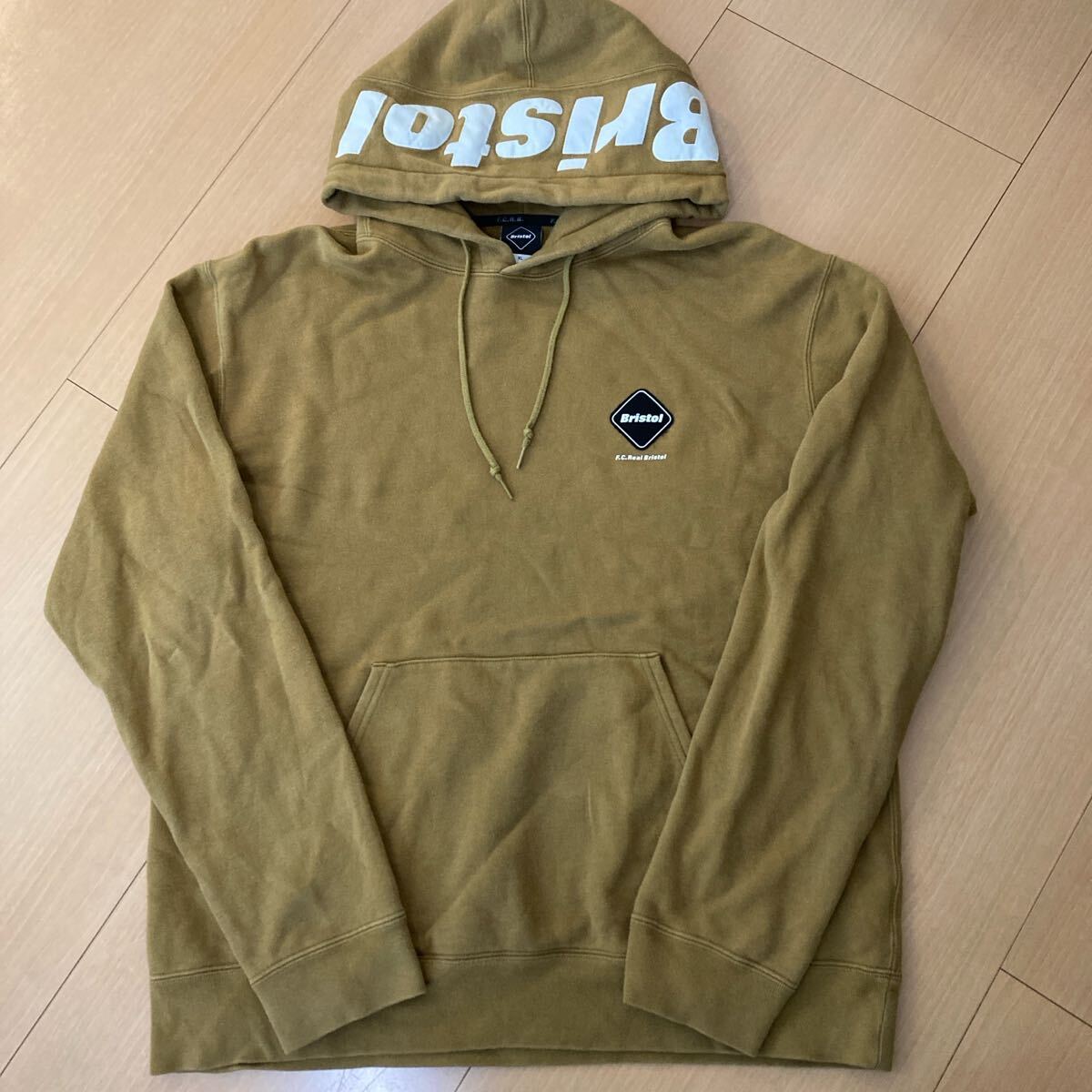 Yahoo!オークション - F.C.R.B. F.C.Real Bristol 22SS LOGO APPLIQUE ...