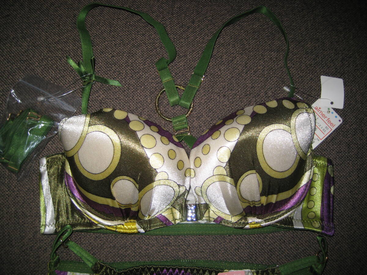 Yahoo!オークション - aimerfeel 廃番レア セクシー 超光沢 ツルツル ...