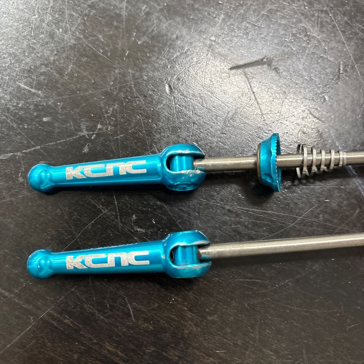 Yahoo!オークション - 45g 送料185円 KCNC自転車 軽量 ハブパーツ スキ...