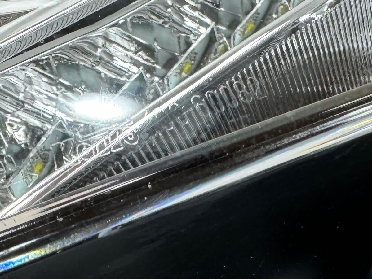 Yahoo!オークション - 黄ばみ無し トヨタ 純正 ハチロク 86 HID ヘッド...